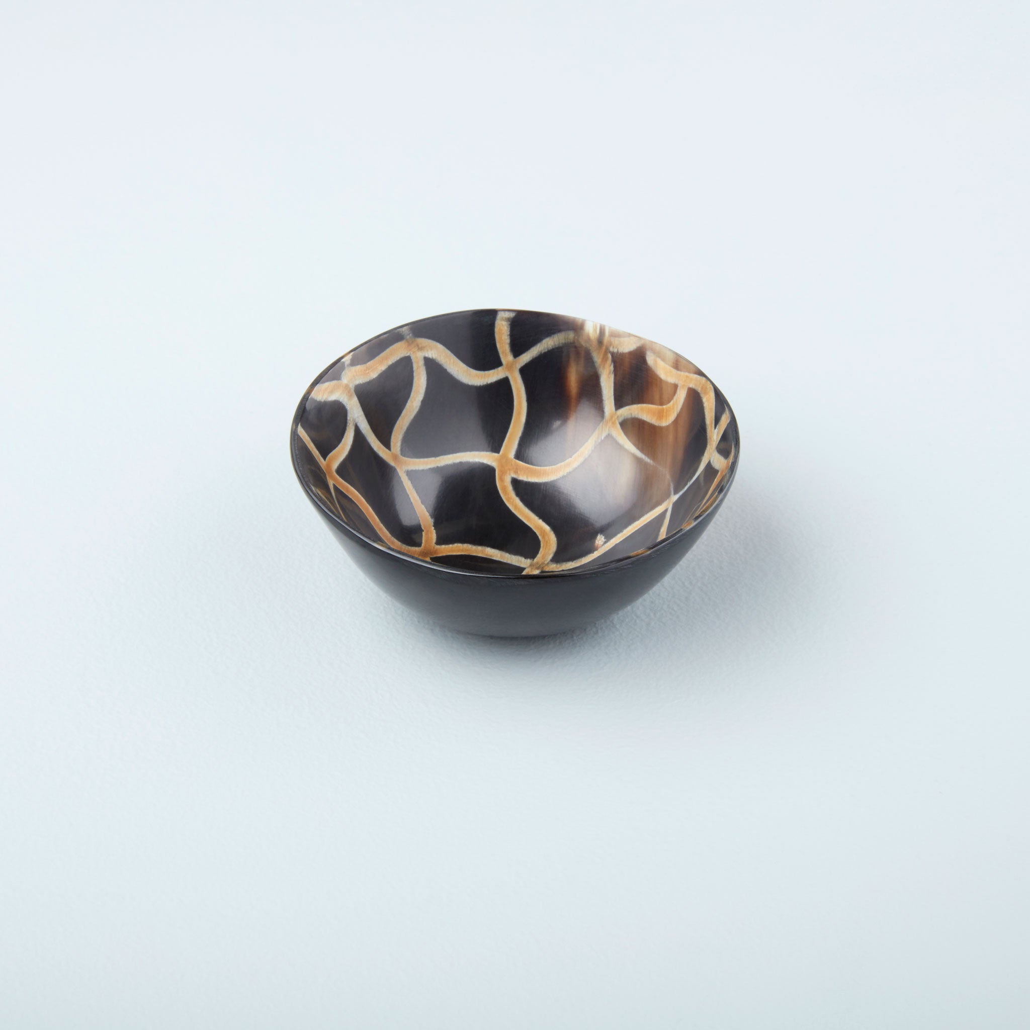 Small Fishnet Horn Bowl, Set of 6 – Iris Selections