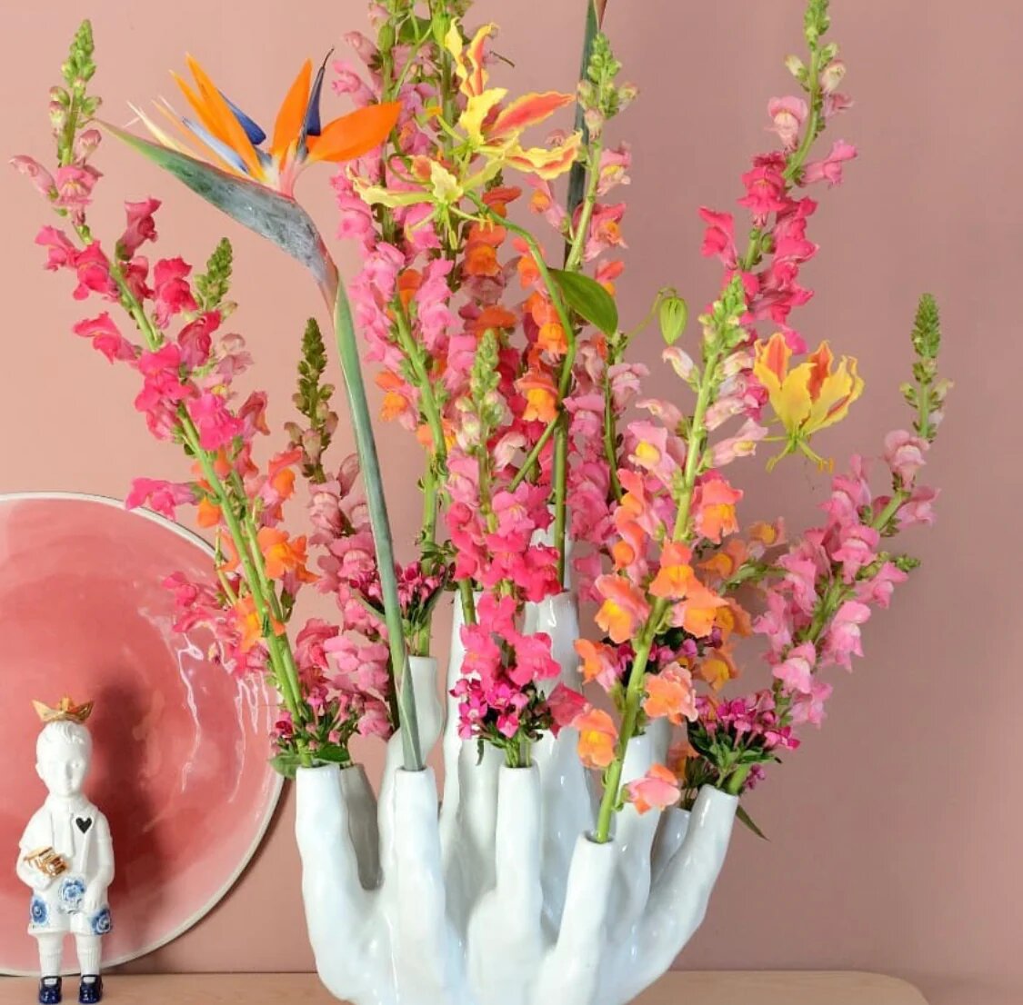 Vase Coral 10-Tulips White – Iris Selections